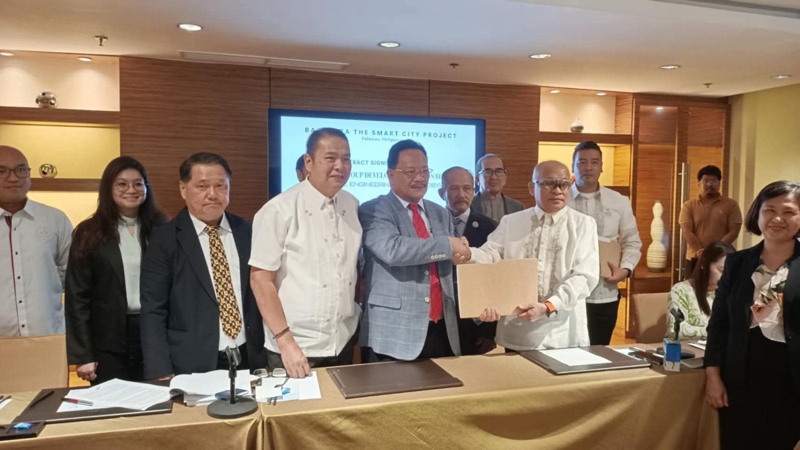 Contract Signing Ceremony "The Smart City Project", isinagawa sa ...